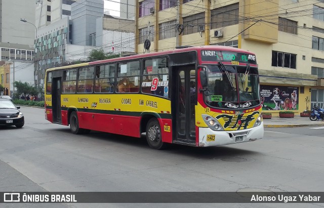 LUBARSA 18 em Lince por Alonso Ugaz Yabar - ID:10365667 - Ônibus Brasil